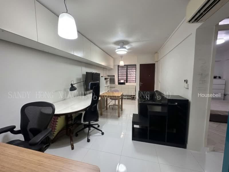 Singapore 449 Clementi Avenue 3 2Bed-2Bath HDB,731 sqft | housebell